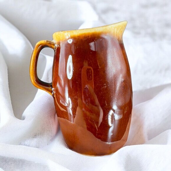 Hull Pottery | Accents | Vintage Hull Pottery Small Creamer Pitcher ...